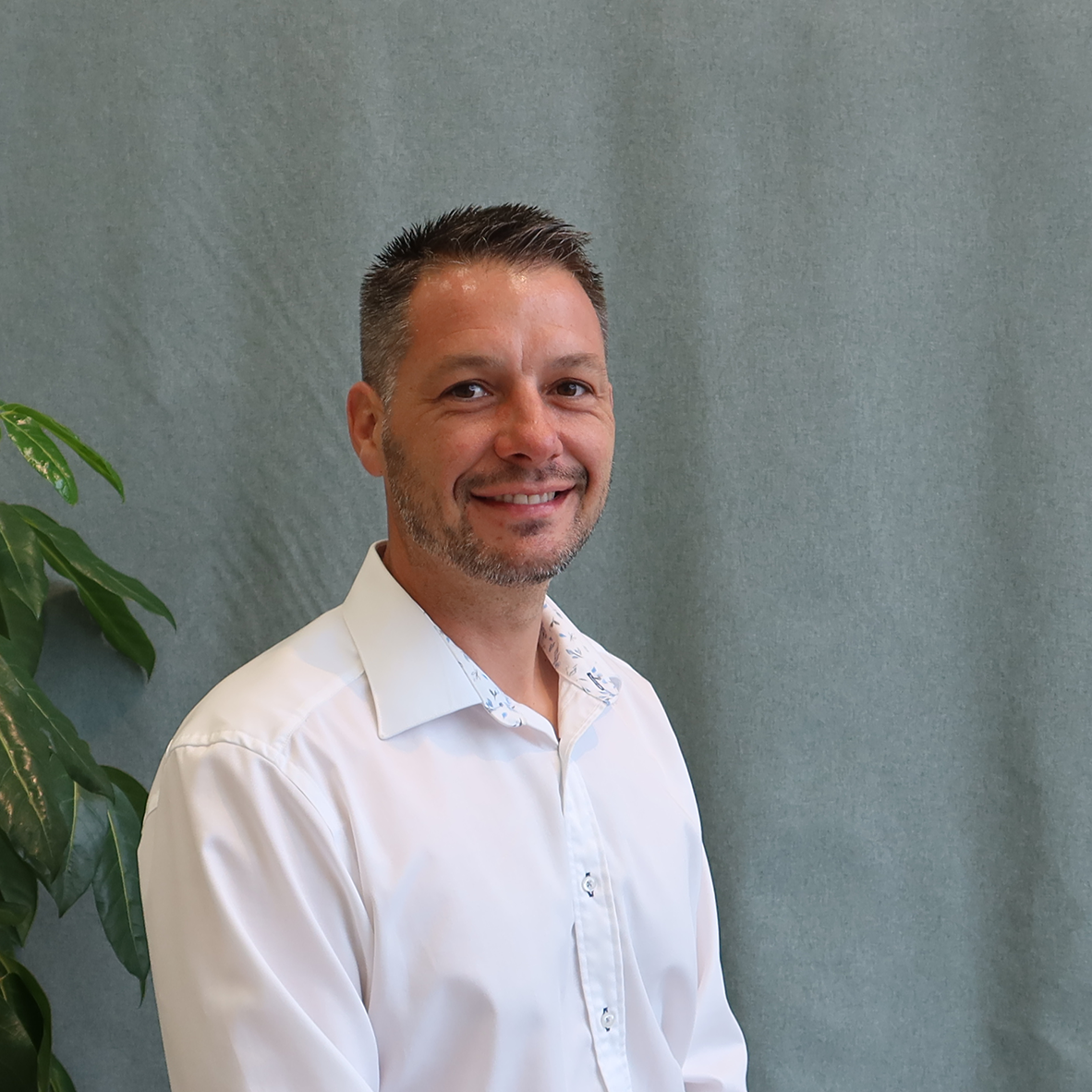 OUR TEAM - Robertson Prestige - Volkswagen